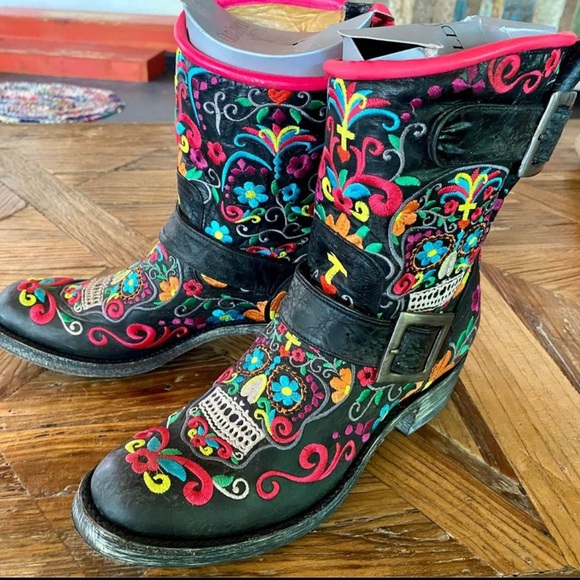 Old Gringo | Shoes | Nib Old Gringo L3851 Sugar Skull Klak Biker 8 Ankle Leather Biker Boots ...